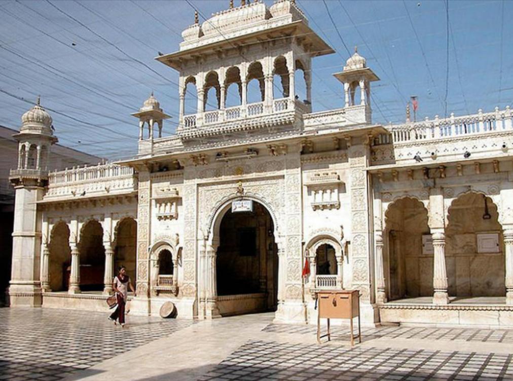 It is unbelievable to worship the rat as a god and build a temple for ...