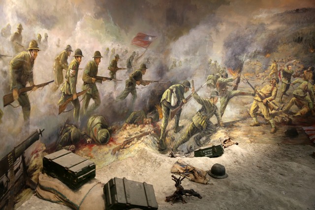 The Last Shot: The Legendary Magnificence of the Anti-Japanese War Hero ...