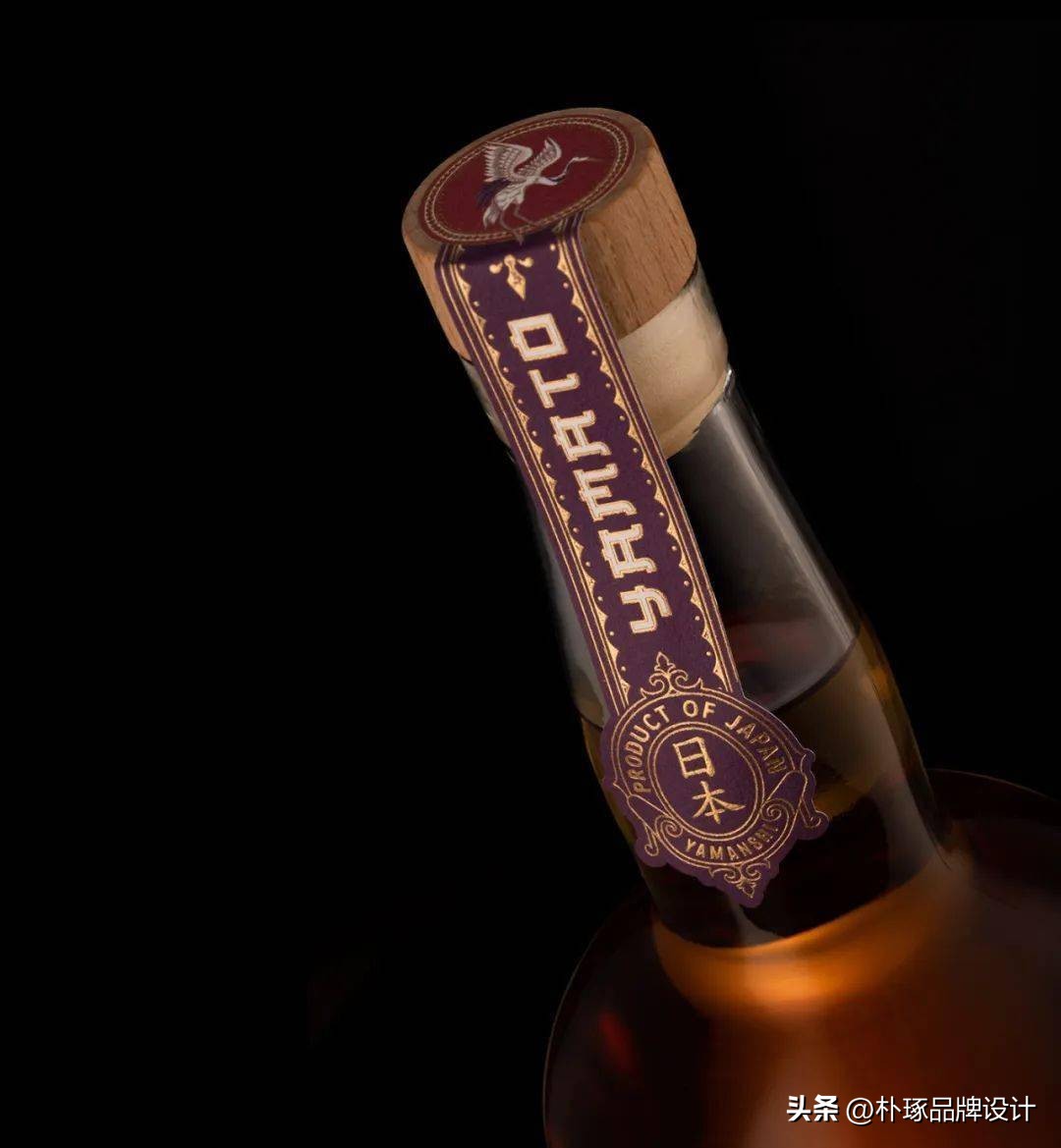 The packaging of these foreign wines makes you want to collect them at ...