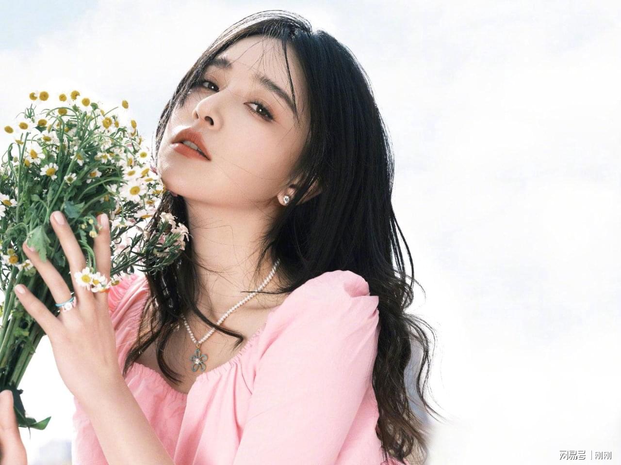 Barbie powder Kan Qingzi - iMedia