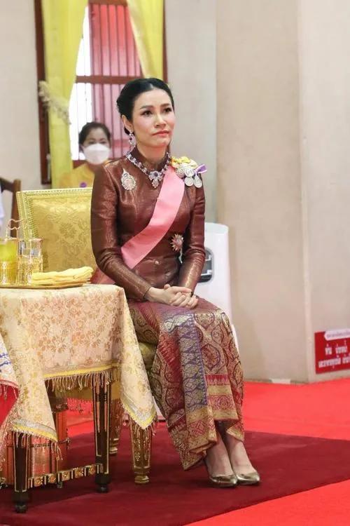 Sinina's wisdom cannot support the ambition of the double queen - iMedia