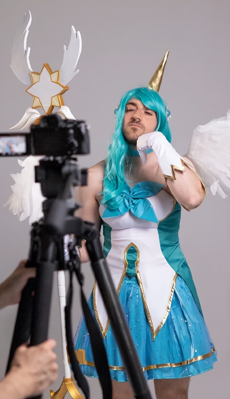 G2 boss brought LOL new skin, COS star guardian netizens called hot ...