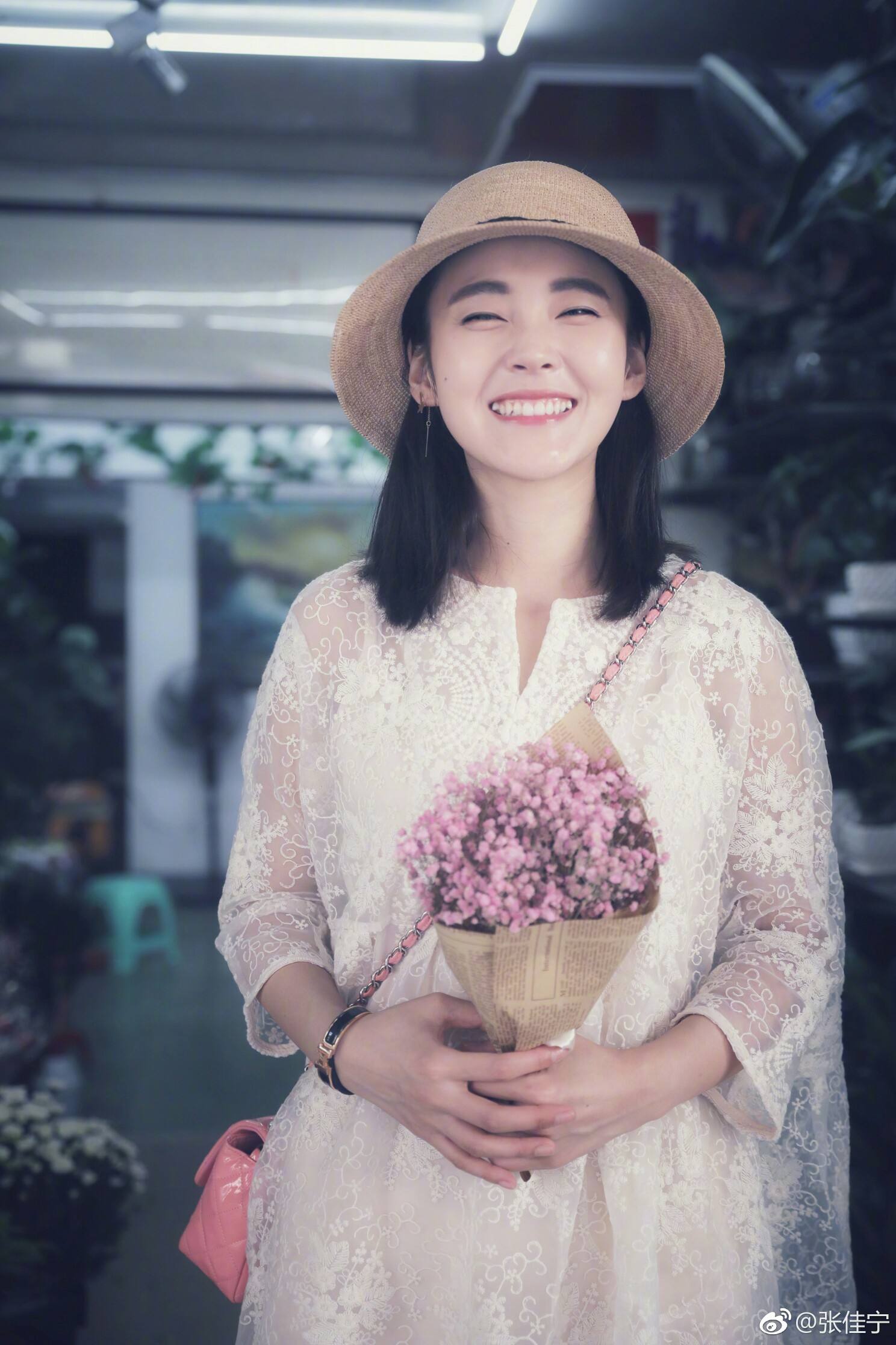 Zhang Jianing, beautiful and cute - iNEWS