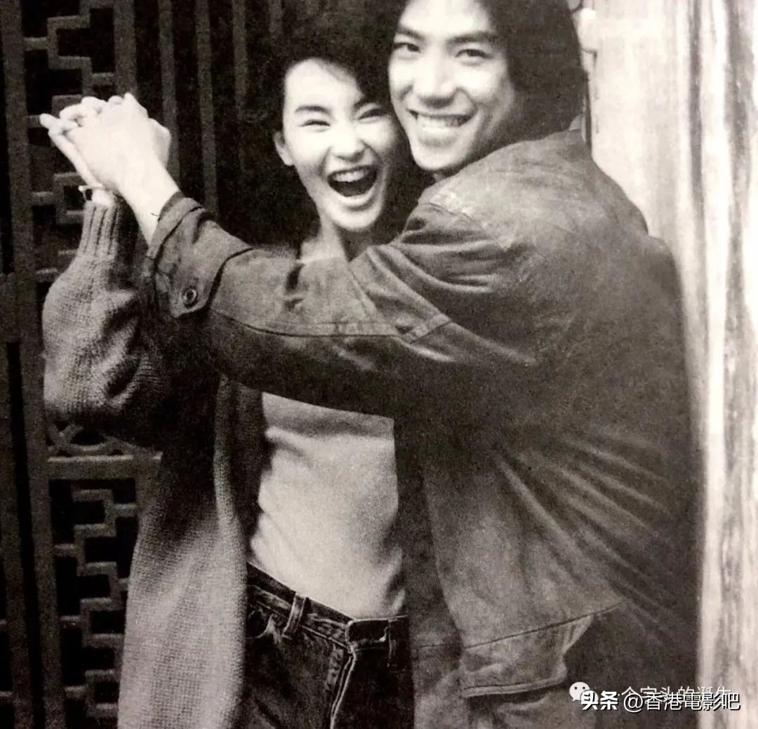 Maggie Cheung with Zhang Yaoyang, White Rose vs. Black Rose - iNEWS