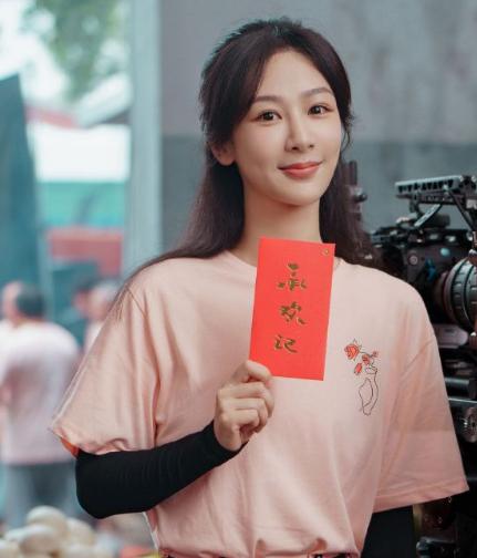 Yang Zi and Xu Kai have collaborated, "The Story of Love" starts ...
