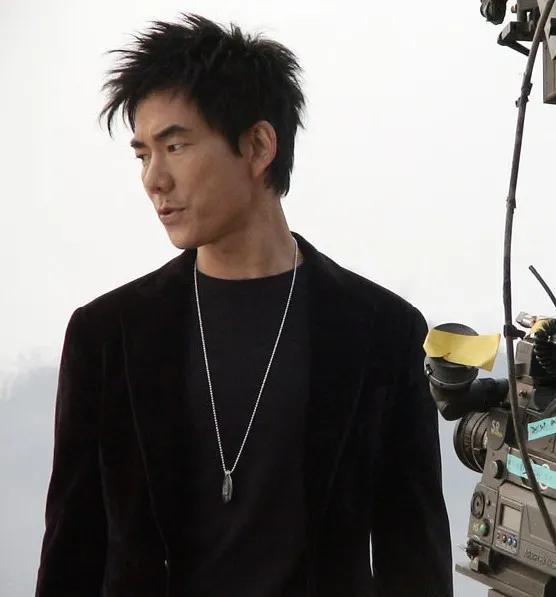 Tianwang singer Ren Xianqi - iMedia