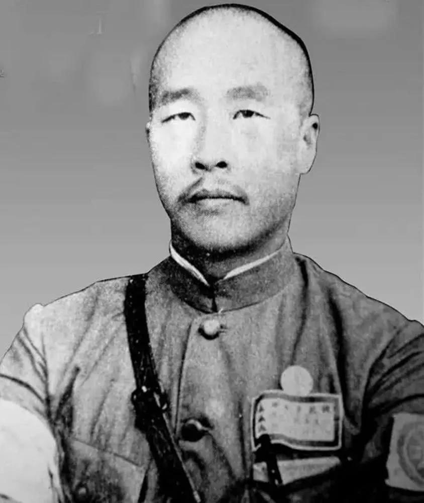 "The mighty Zhuge who overwhelms the timid enemy, and the great ...