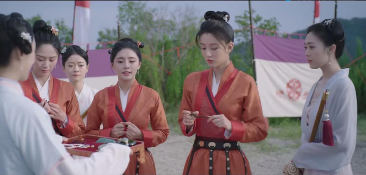 Qiao Xin is so beautiful in "Yan Yu Fu" that she has no words?Before blowing rainbow farts, let ...