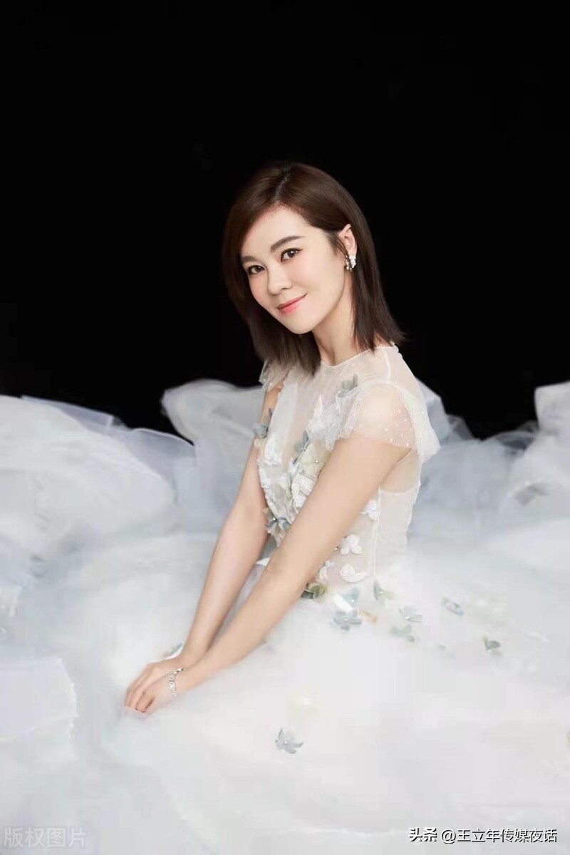 Yu Kewei's "Yi Le" Riding the Wind: Lolita blooms with color of life ...