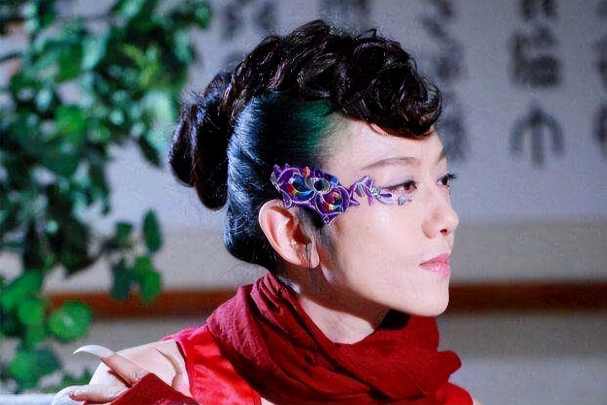 Documentary: Yang Liping gave up marriage for dancing, was called ...