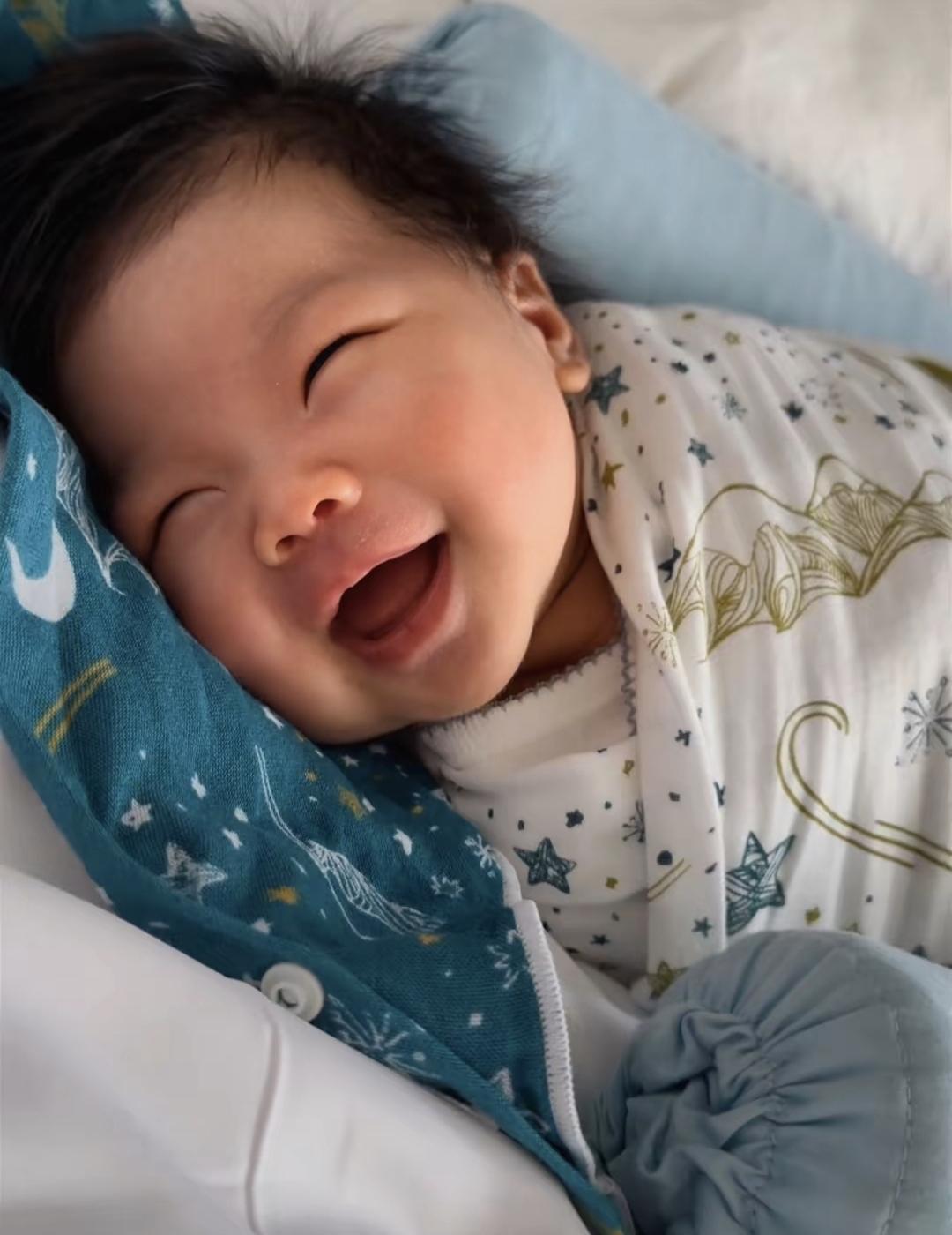 Cheng Xiaoyue revealed her postpartum figure, with blue veins on her ...