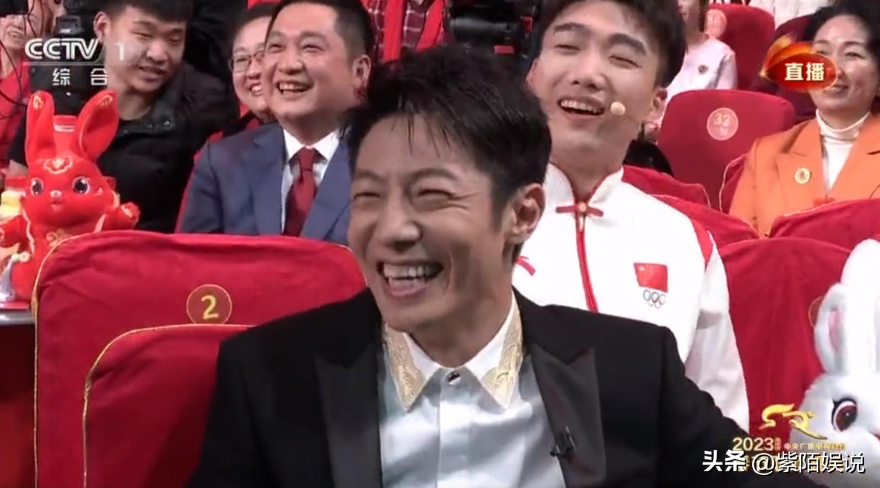 They are also "half-way actors", when Yue Yunpeng and Wang Baoqiang ...