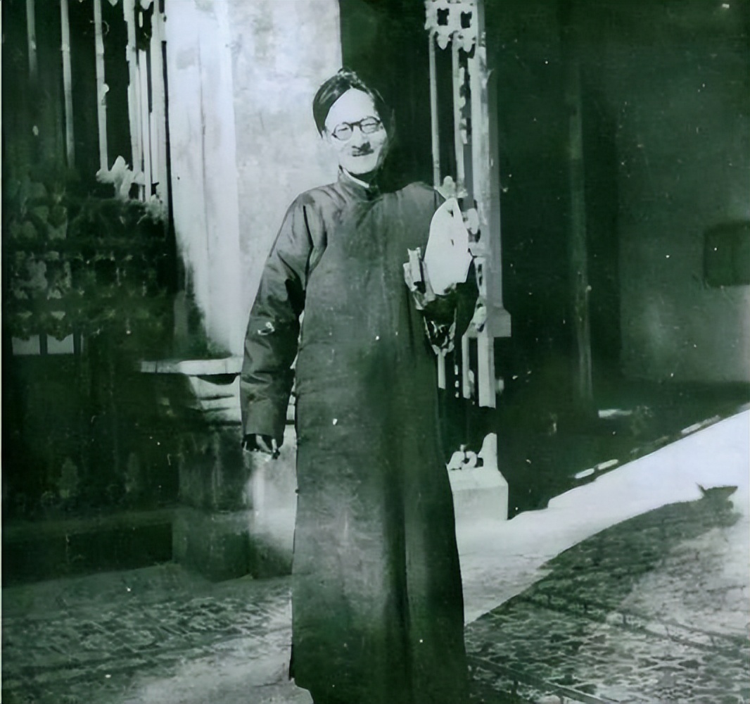 Liu Wendian, the first madman in the Republic of China, was slapped ...