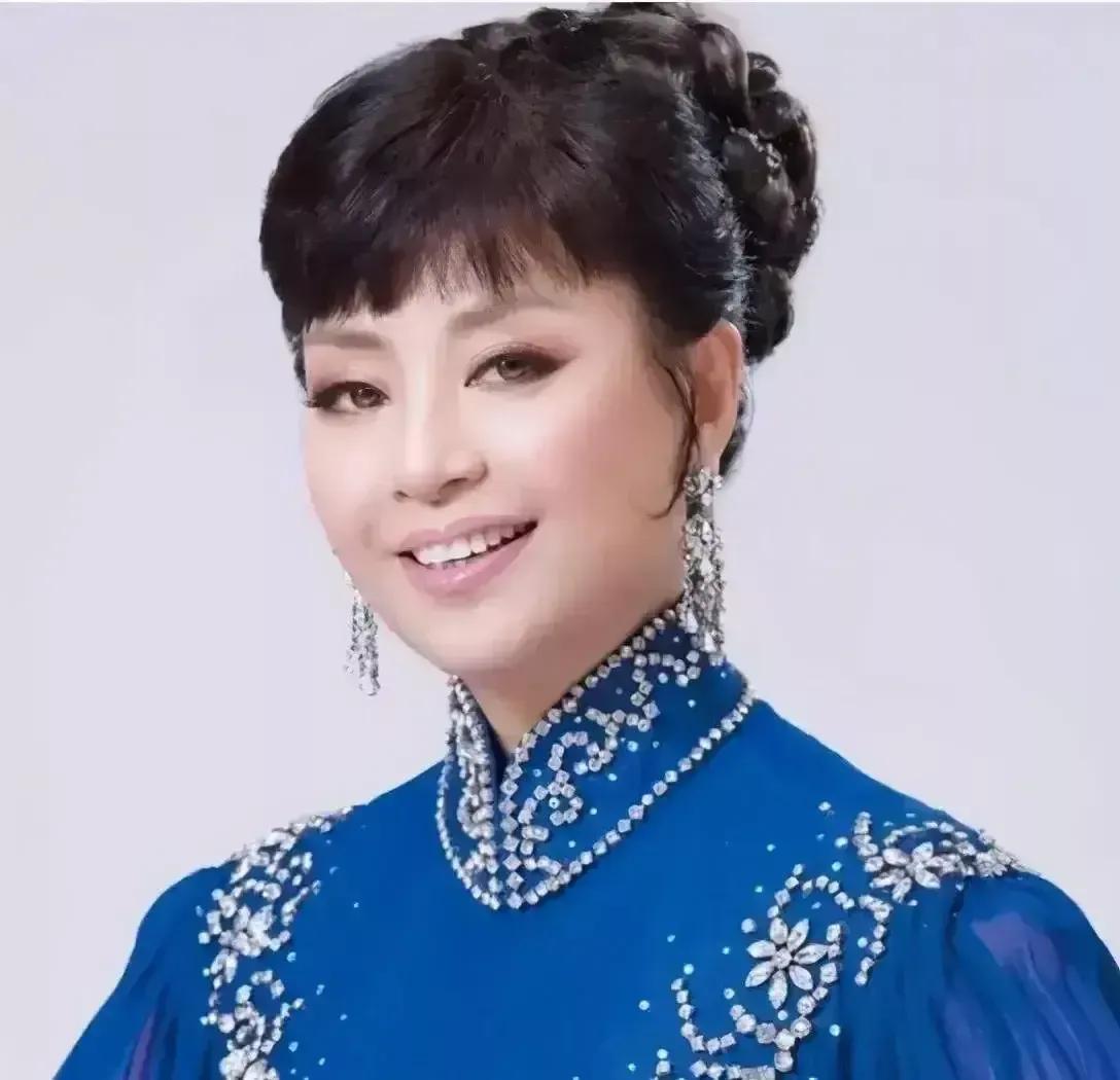 Yin Xiumei married Cheng Zhi, and on the night of the wedding, Yin ...