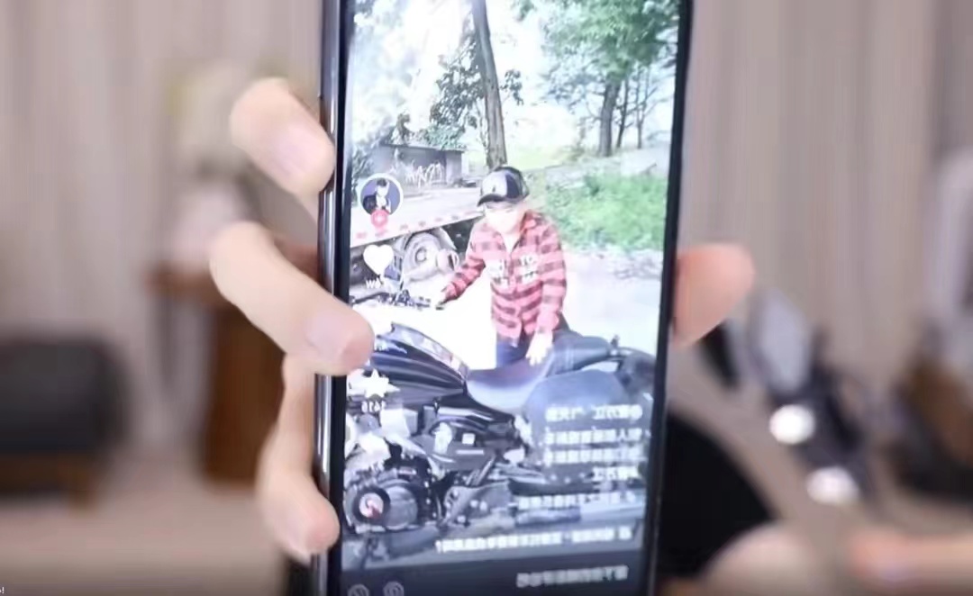 Lin Qiqi made fun of Cao Wanjiang's singing skills!Meet to start PK ...