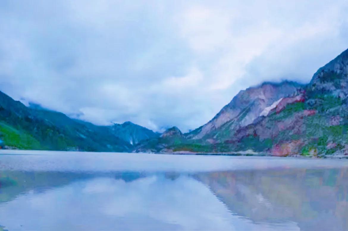 Recording the Eighth Natural Wuhu Lake in Tibet - iNEWS