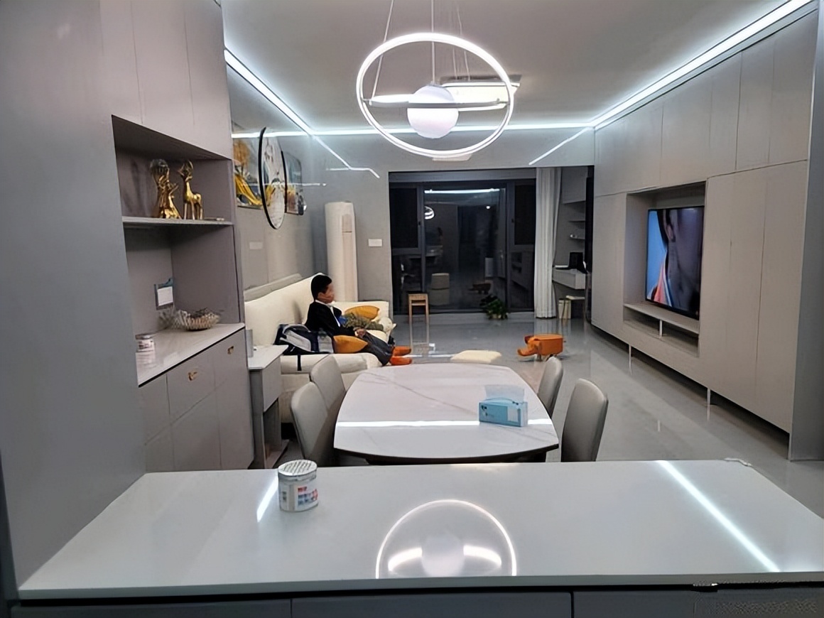 The new house is finally completed, 120 square meters, and all soft and ...