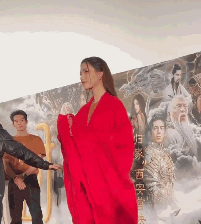 "Fengshen" strikes back! Daji is beautiful and coquettish, netizens ...