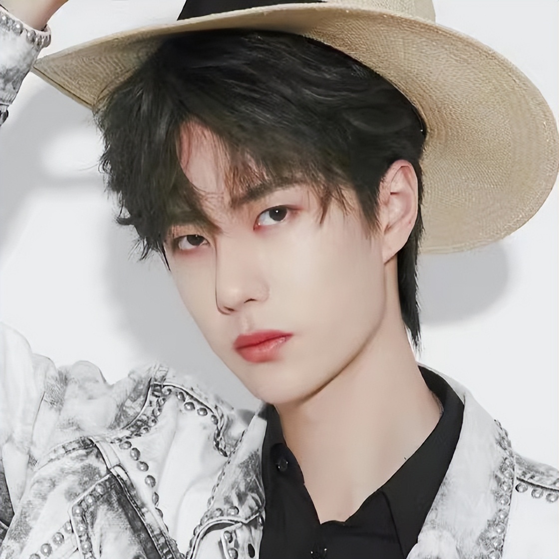 After watching "Enthusiasm", do you like Chen Shuo or Wang Yibo? - iNEWS