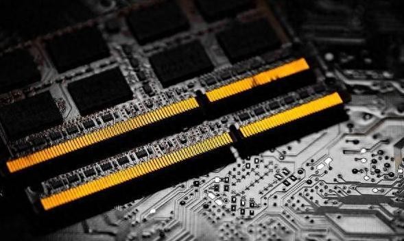 After being sanctioned for one year, Yangtze Memory went from being the ...