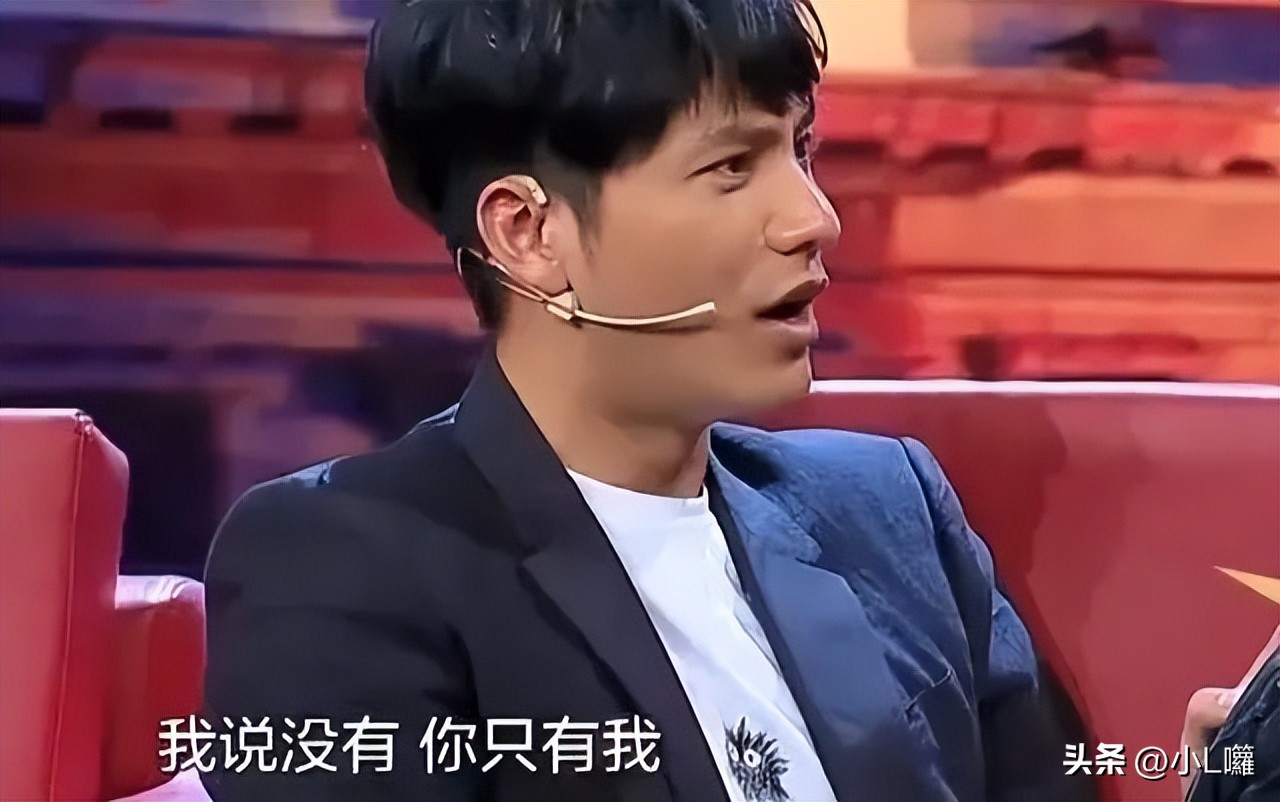 Chen Kun's son posted a group photo of his family, and his biological mother's identity was ...