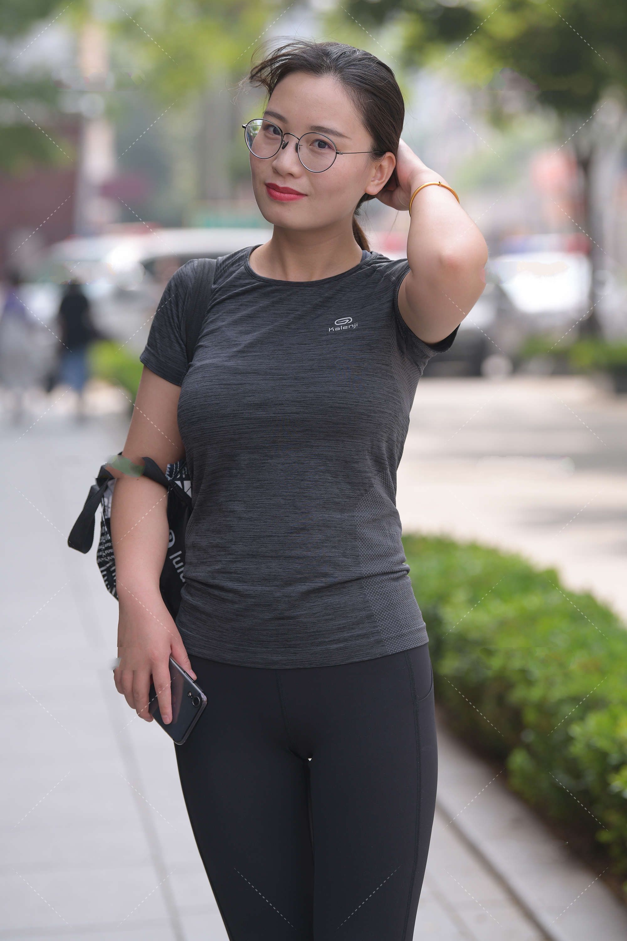 Sportswear casual wear, easy to wear a new casual fashion, simple ...