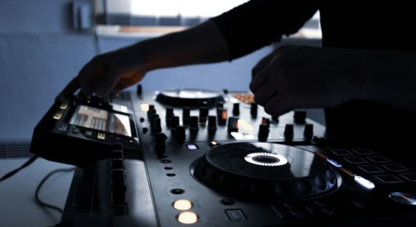 The variety show restarts electronic music, will it be successful this ...
