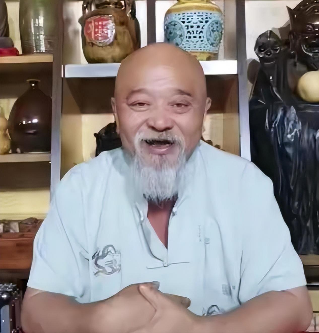 "Old opera bone" Li Qi: 2 packs of cigarettes a day, 8 ounces of wine ...