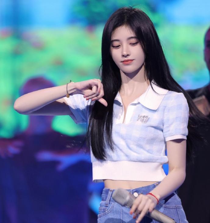Ju Jingyi has become popular, and has been madly spread by the whole ...