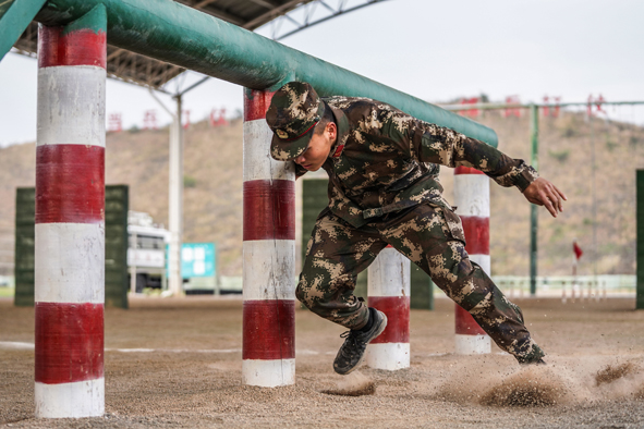 Defeat the 400-meter obstacle, the old and new PK releases "the power ...