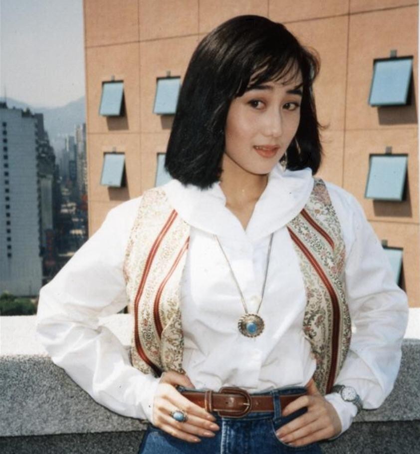 Why did Li Zhi, who was born in Shanghai, often cry after marrying Jet ...