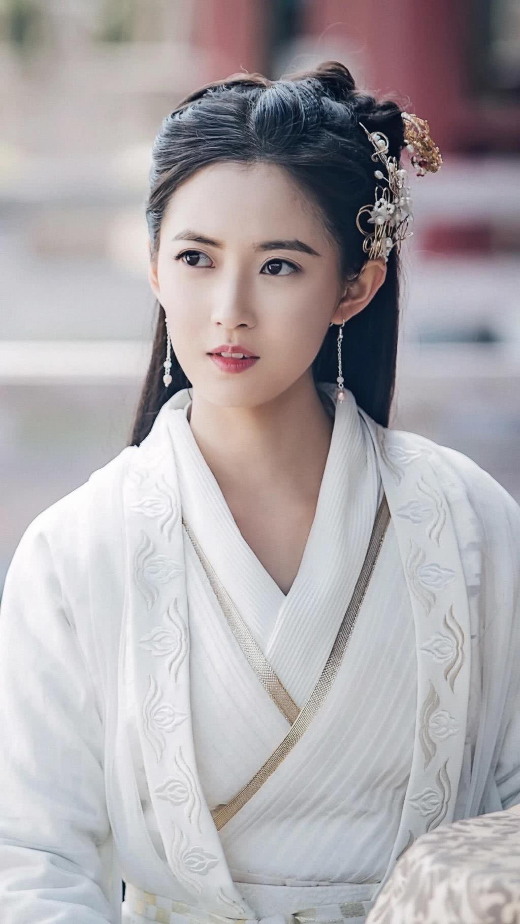 Chen Yuqi has terminated the contract with Tang Yan, is it because Tang ...