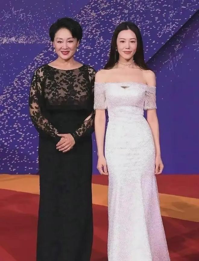 She is Wang Ji's favorite daughter for 31 years! The appearance of the ...