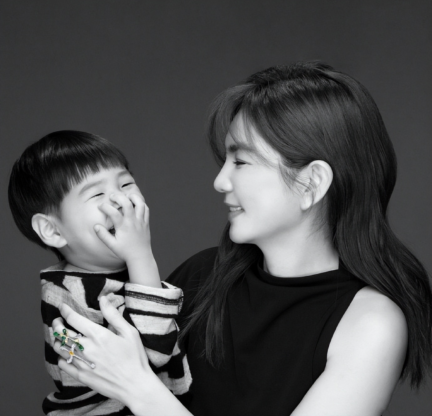 The stars brought their babies to the scene, and the lineup was ...