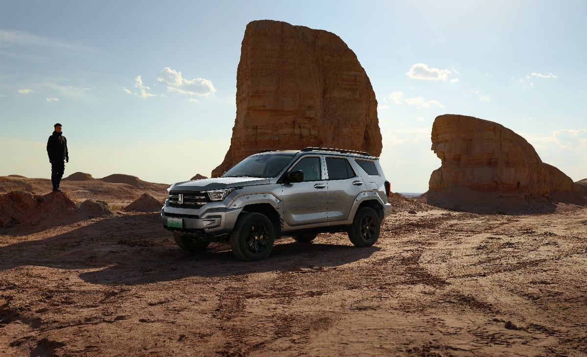 The new trend of off-road performance, the tank 400 Hi4-T will be ...