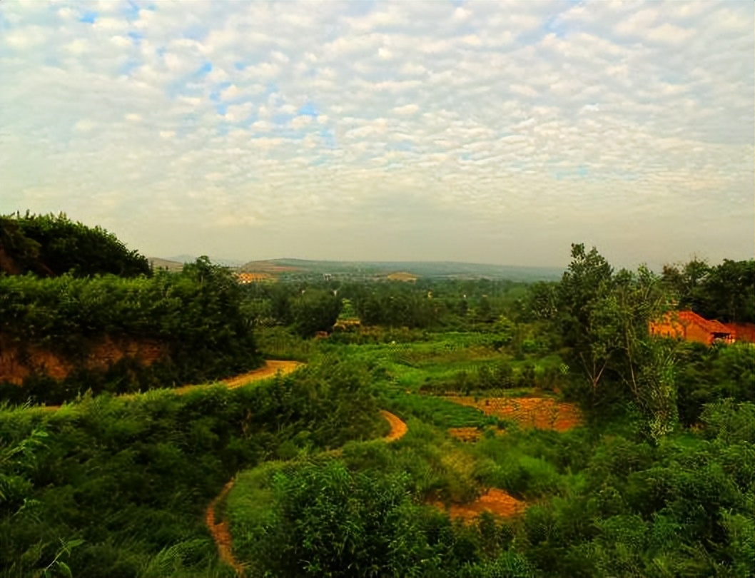 The largest loess plateau around Xi'an is famous all over the world for ...