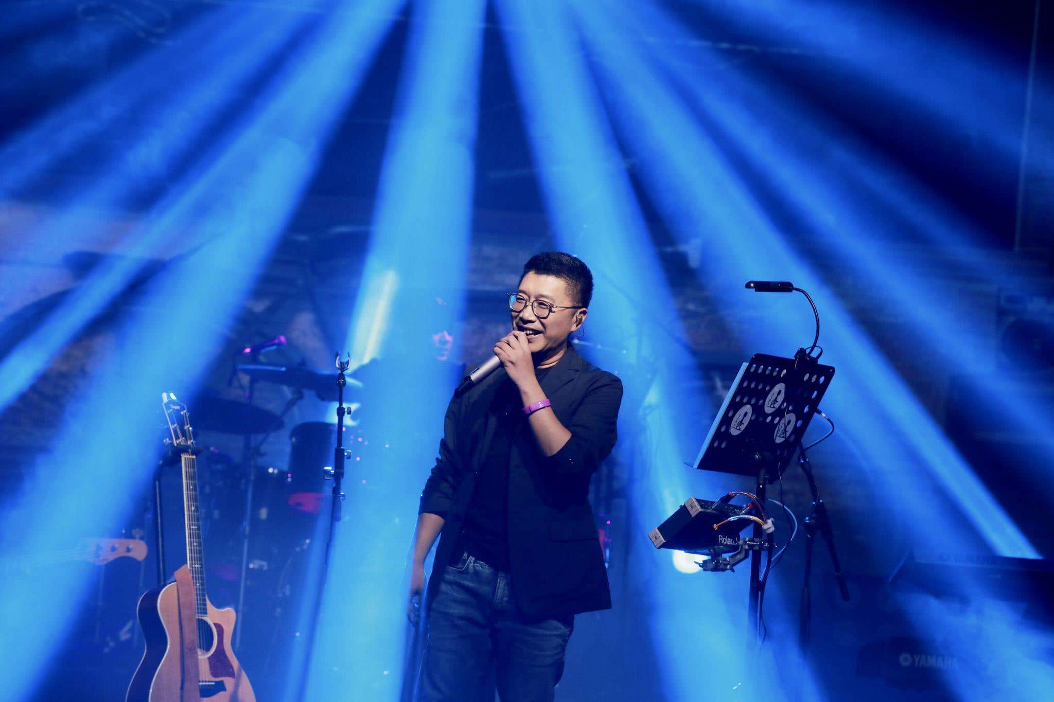 Andy Lau is not a "professional singer", so what about Pang Long? - iMedia