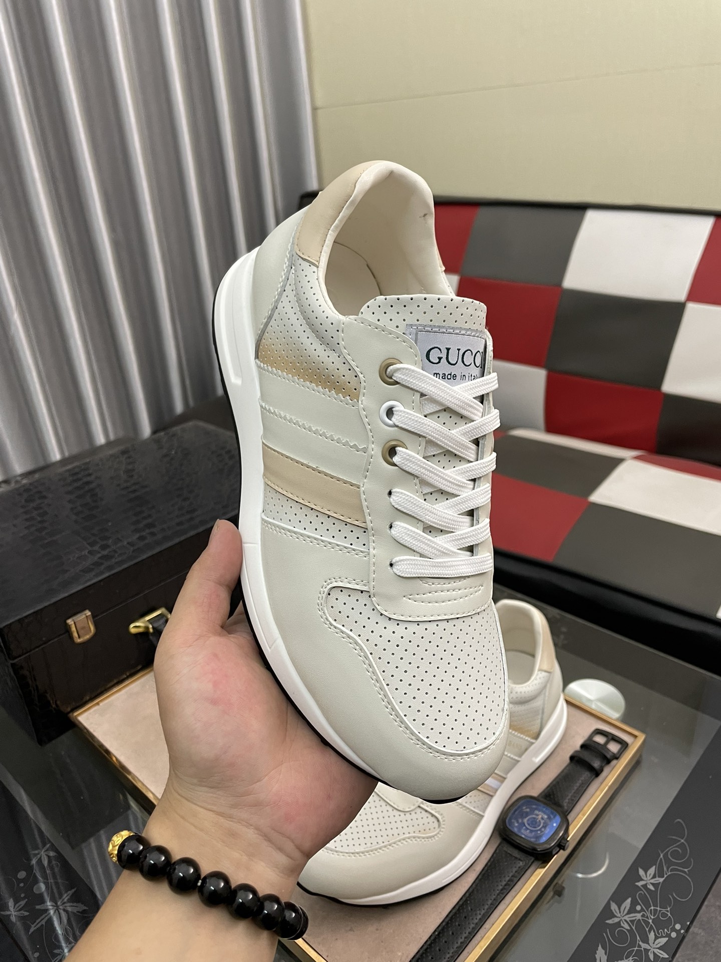 Gucci Gucci new sports shoes - iNEWS