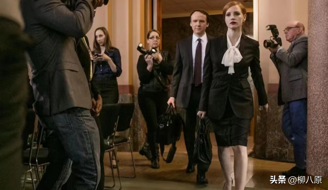 What is the role of the single cool tone in the European and American ...