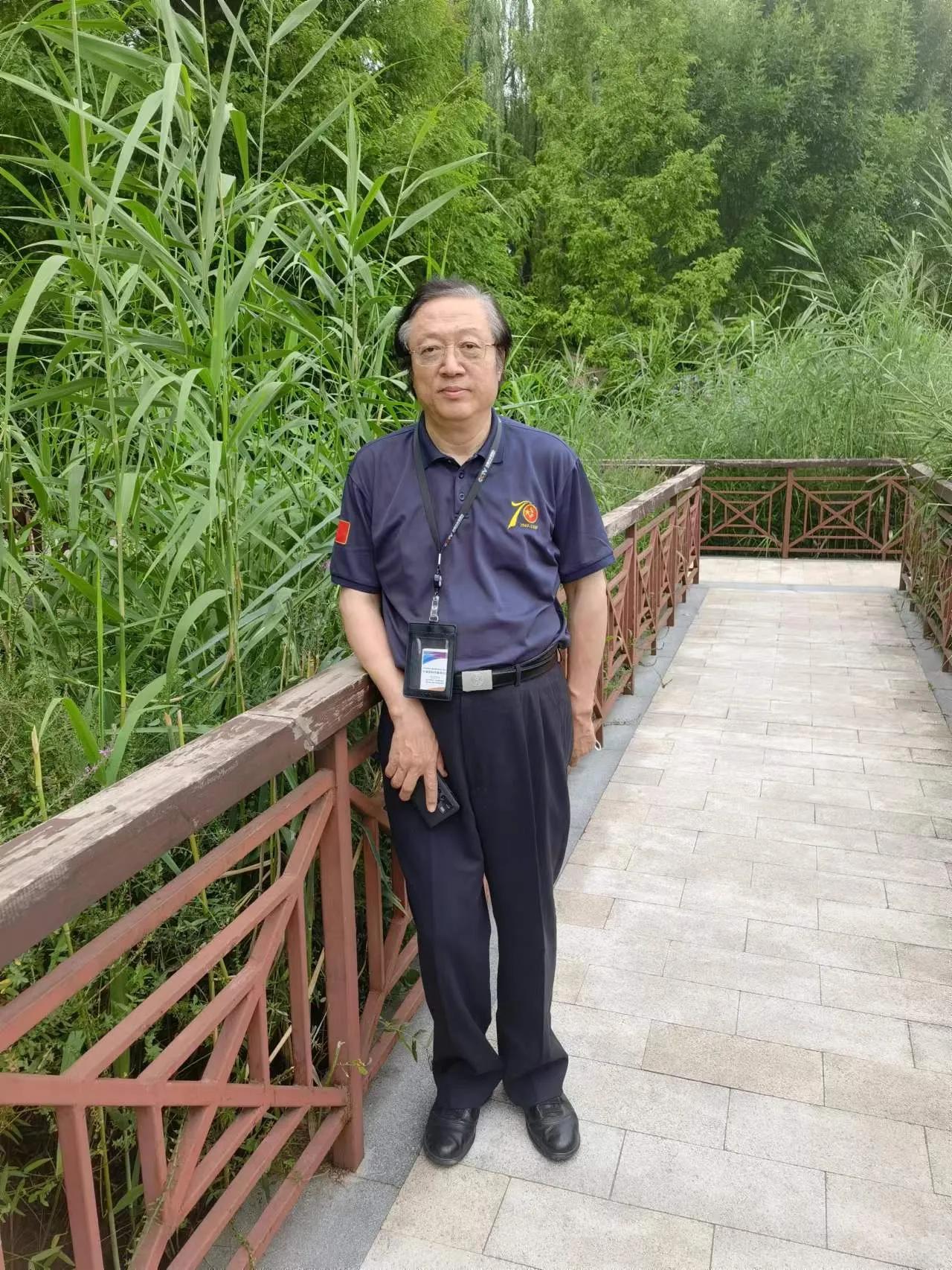 Think Tank Yang Zhaobo's Poems: Floating Clouds, Setting Sun and Autumn ...