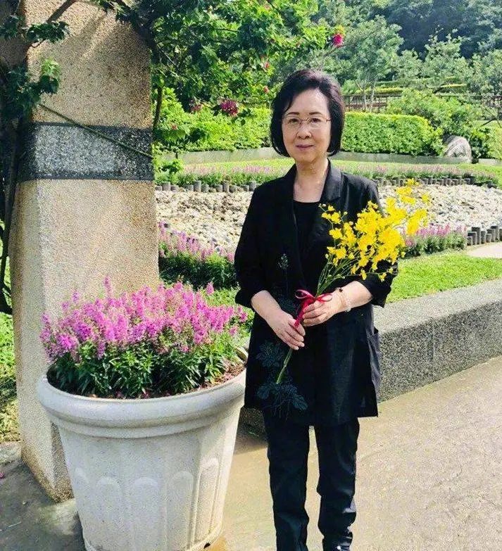 TFBOYS, Luo Yunxi, Wu Qian, Tang Yan, Qiong Yao, Ma Rong - iNEWS