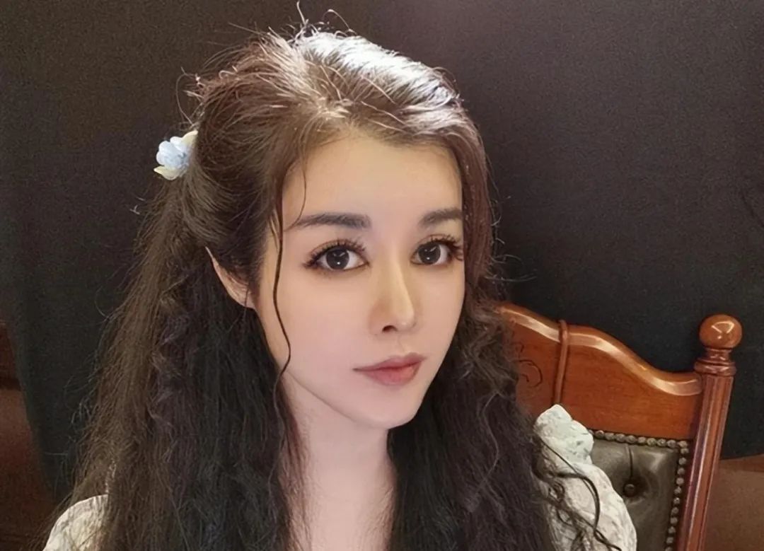 Tang Wei and Yu Wenhong, who are 8 years apart, reveal whether it is right for women to undergo ...