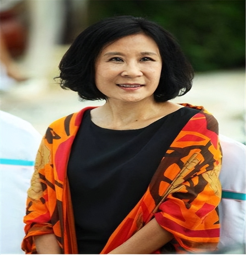 Su Xiaoming divorced for 38 years: she remarried and had children after ...