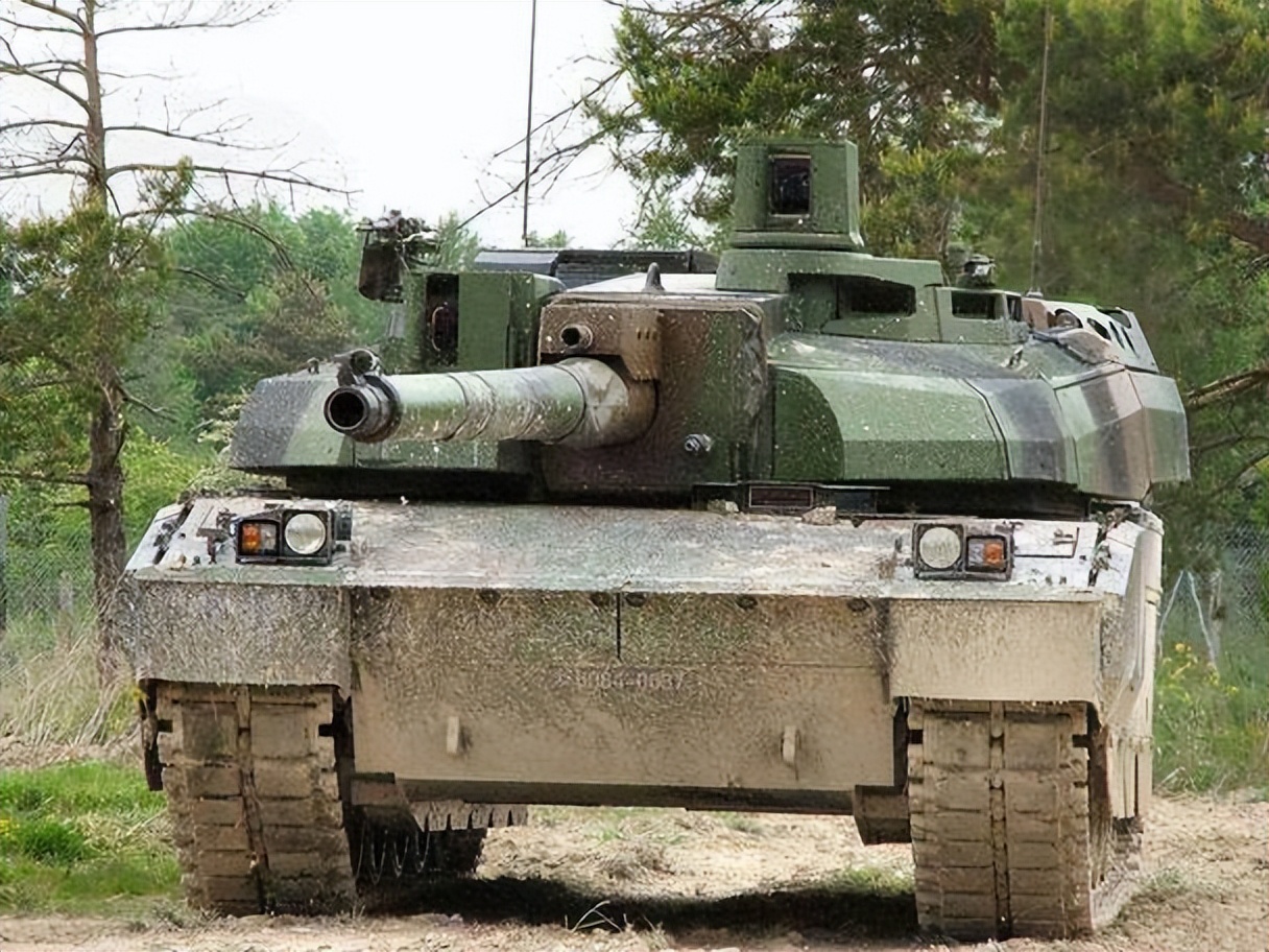 One of the most famous tanks in the world, behind the AMX32 main battle ...