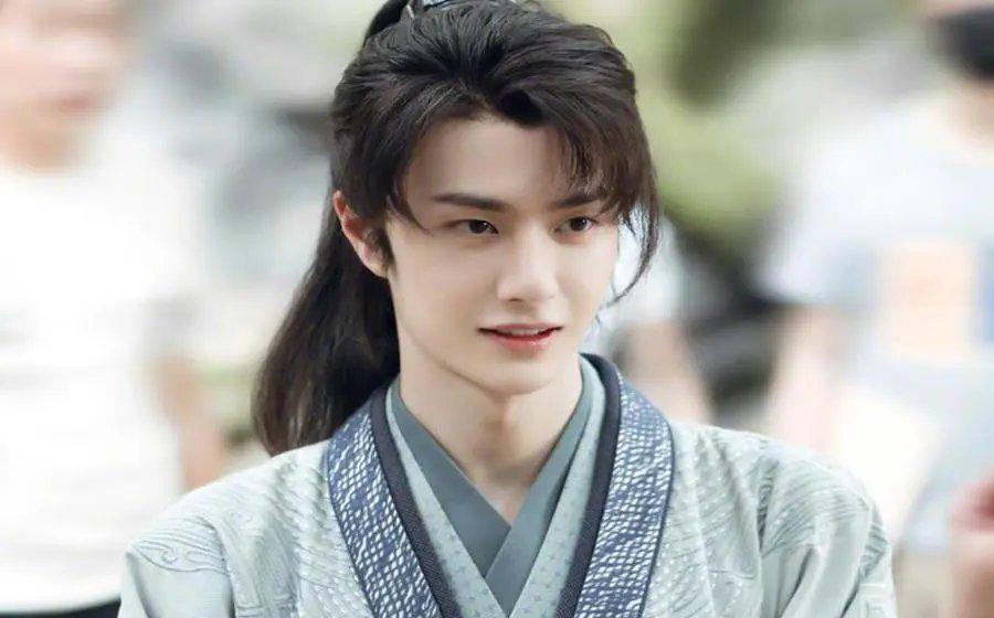 The full version of "Chen Qing Ling" was announced, the two male ...