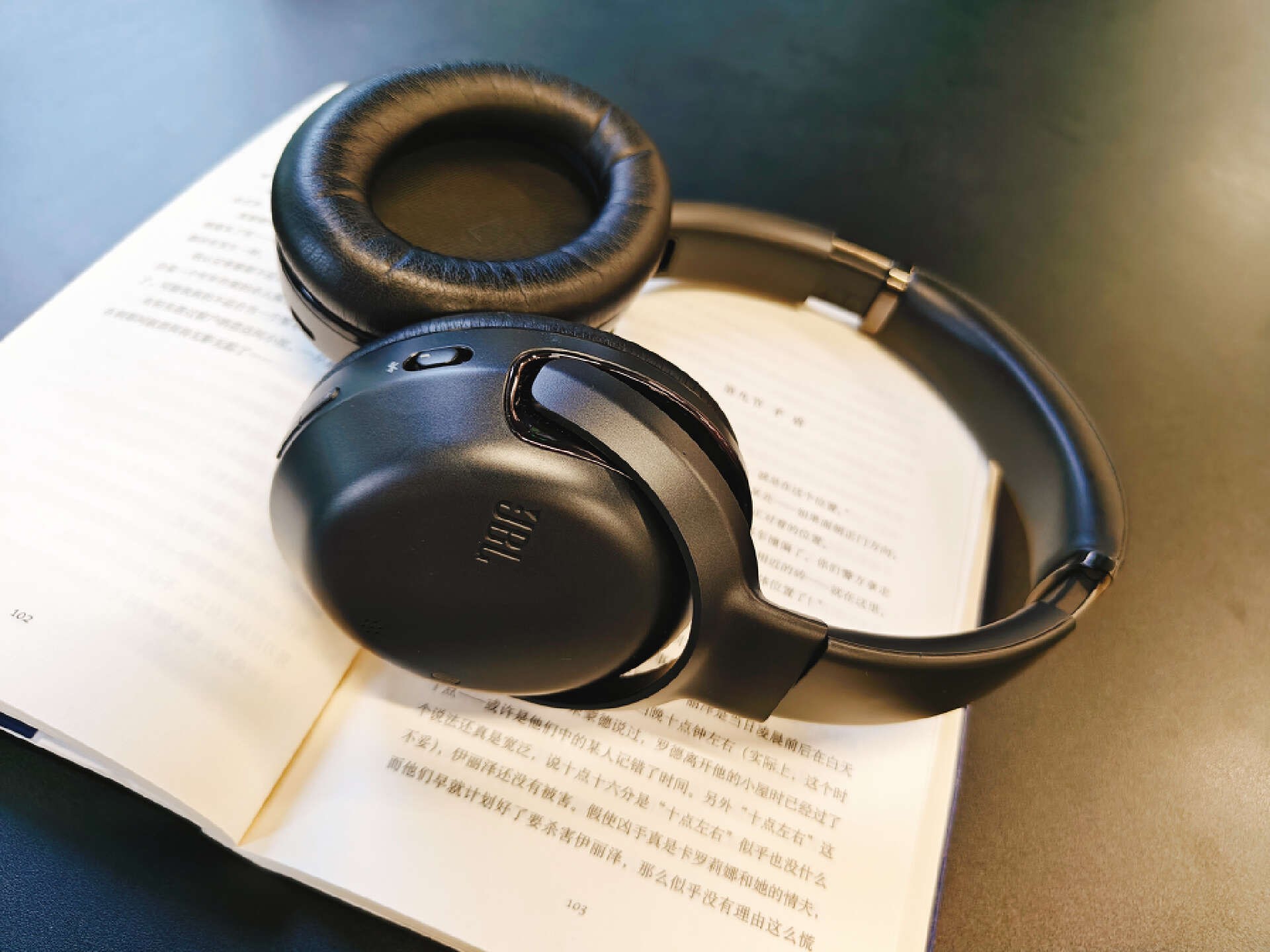 重新定義降噪耳機 JBL TOUR ONE M2 - 頭條匯