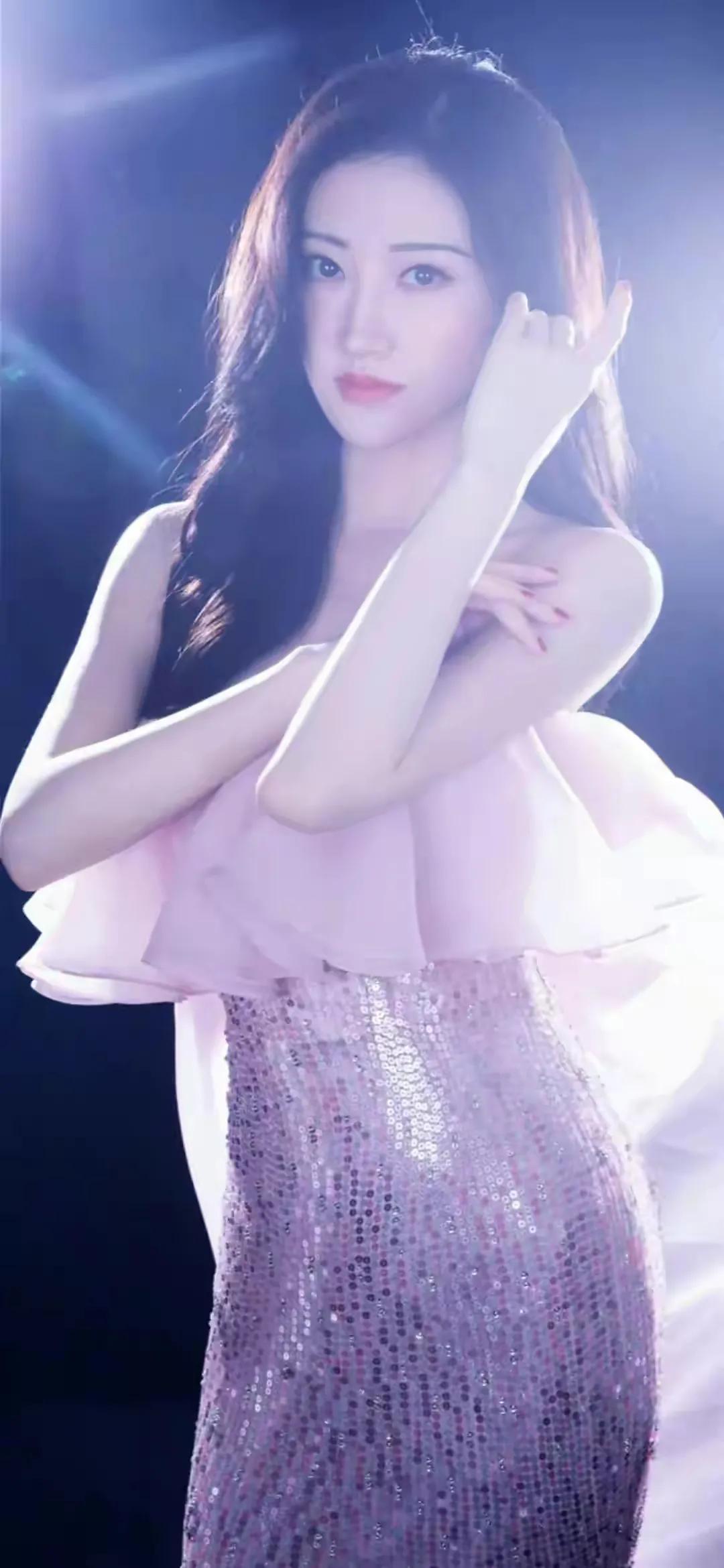 Sweet Goddess/Wallpaper - iNEWS