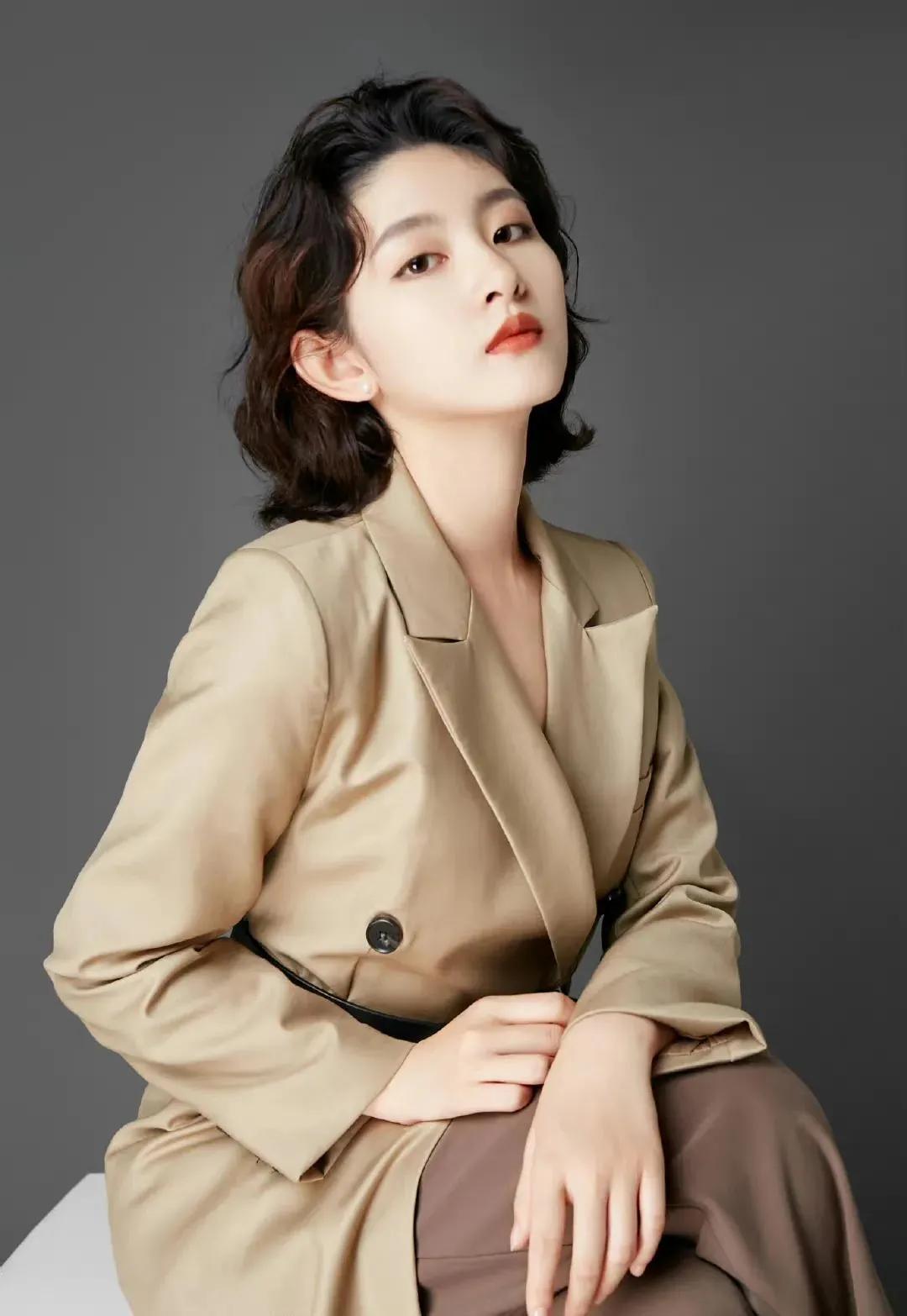 Zhao Qing is so beautiful - iNEWS