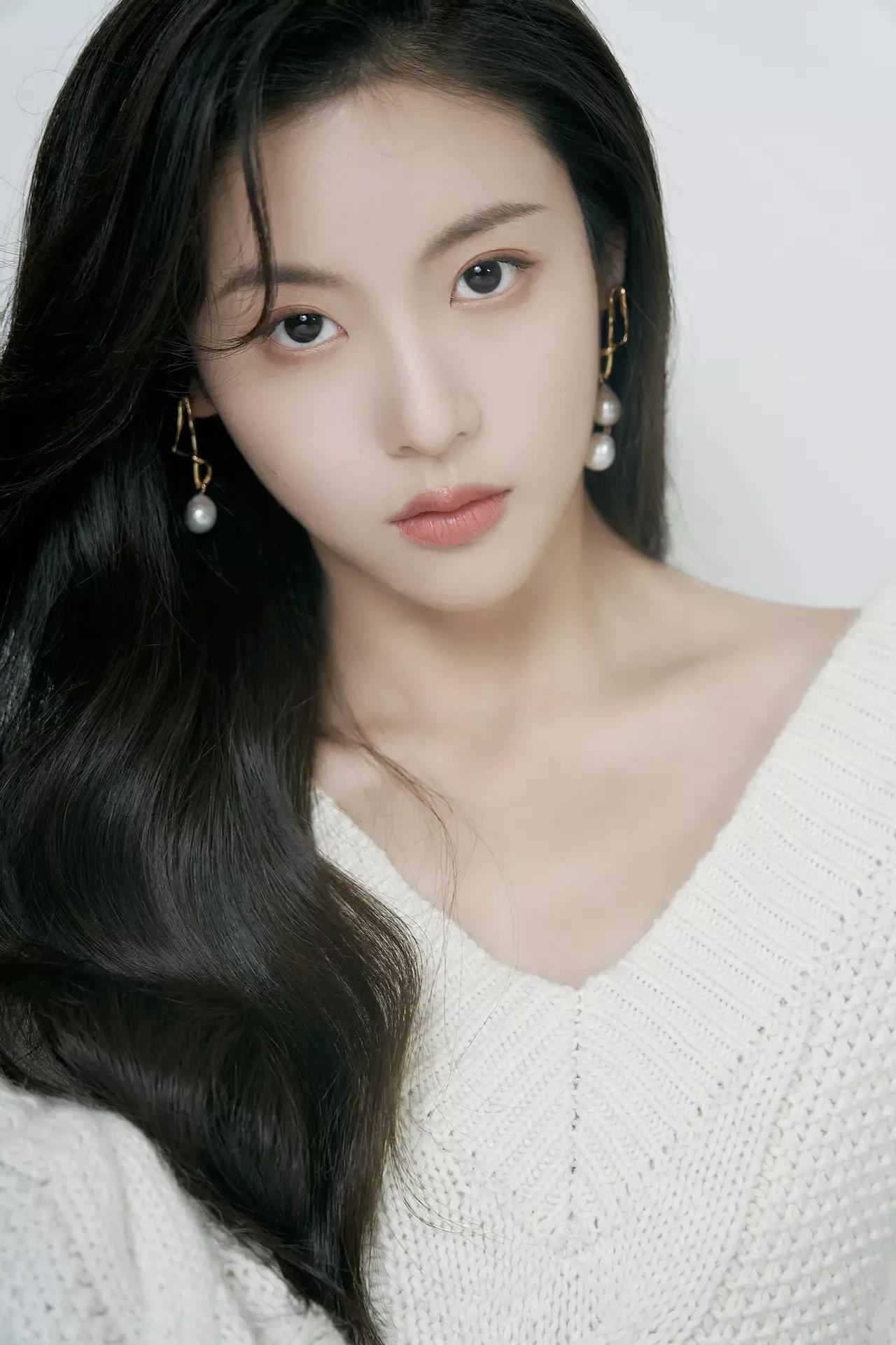 Sun Rui's beautiful photo album - iNEWS