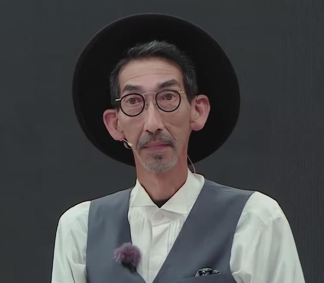 Hong Kong's "Golden Ugly Star" Che Paul has no money to bury his mother ...